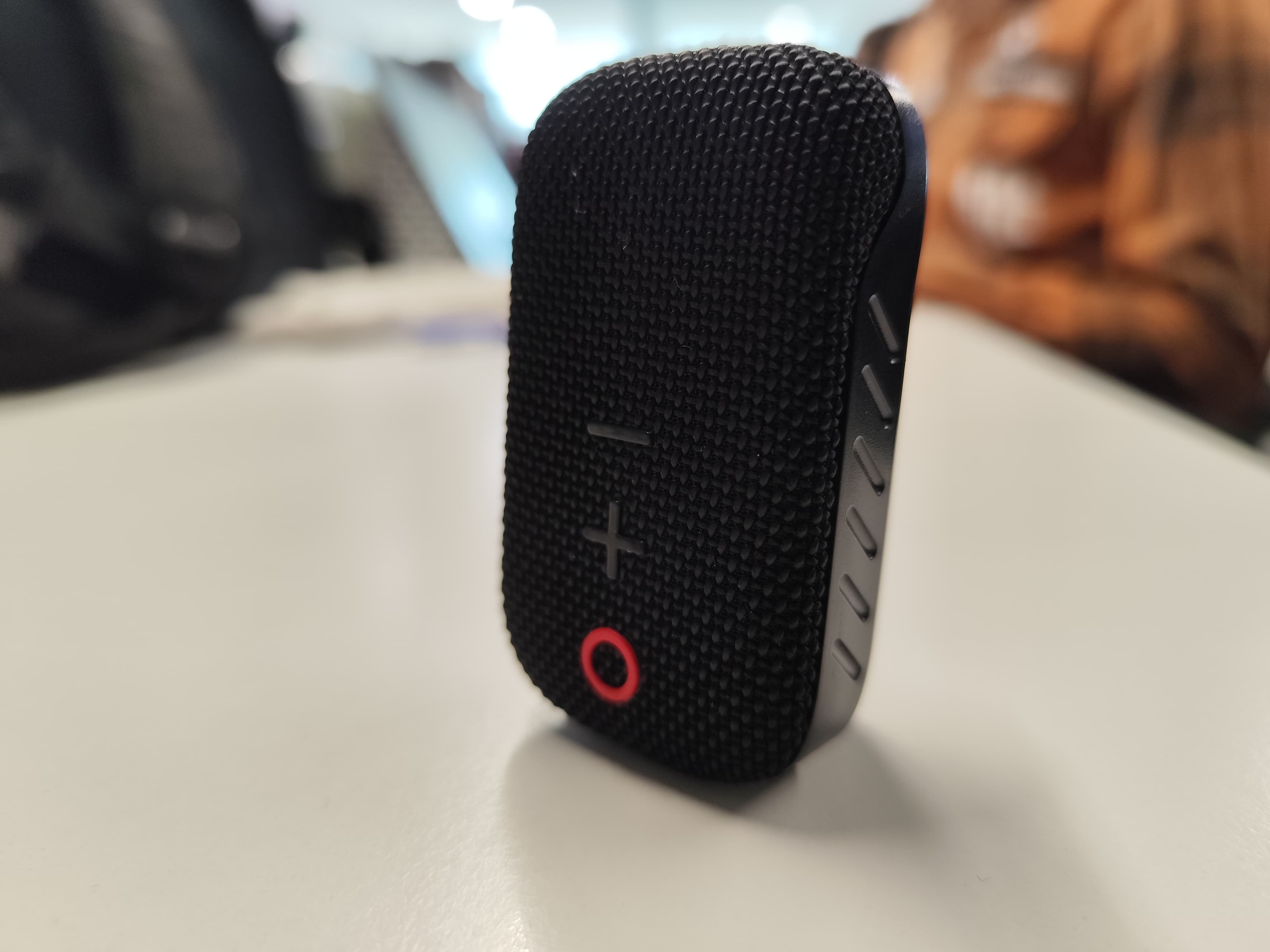 Talk Three Review: छोटू-सा ब्लूटुथ स्पीकर बड़े-बड़े काम में मददगार, दमदार आवाज से लैस और पॉकेट ...